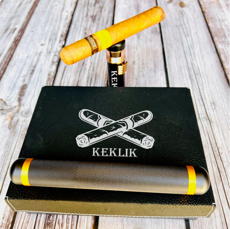 Personalized Cigar Gift Set, Cigar Holder and Custom Cigar Lighter ...